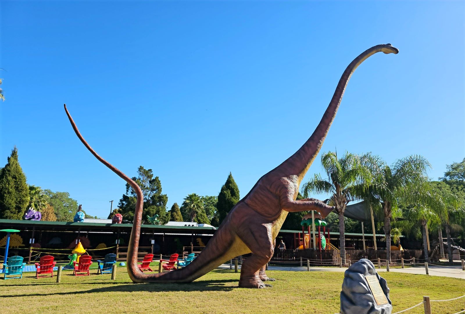 The Ultimate Guide to Planning Your Visit to Dinosaur World Theme Park ...