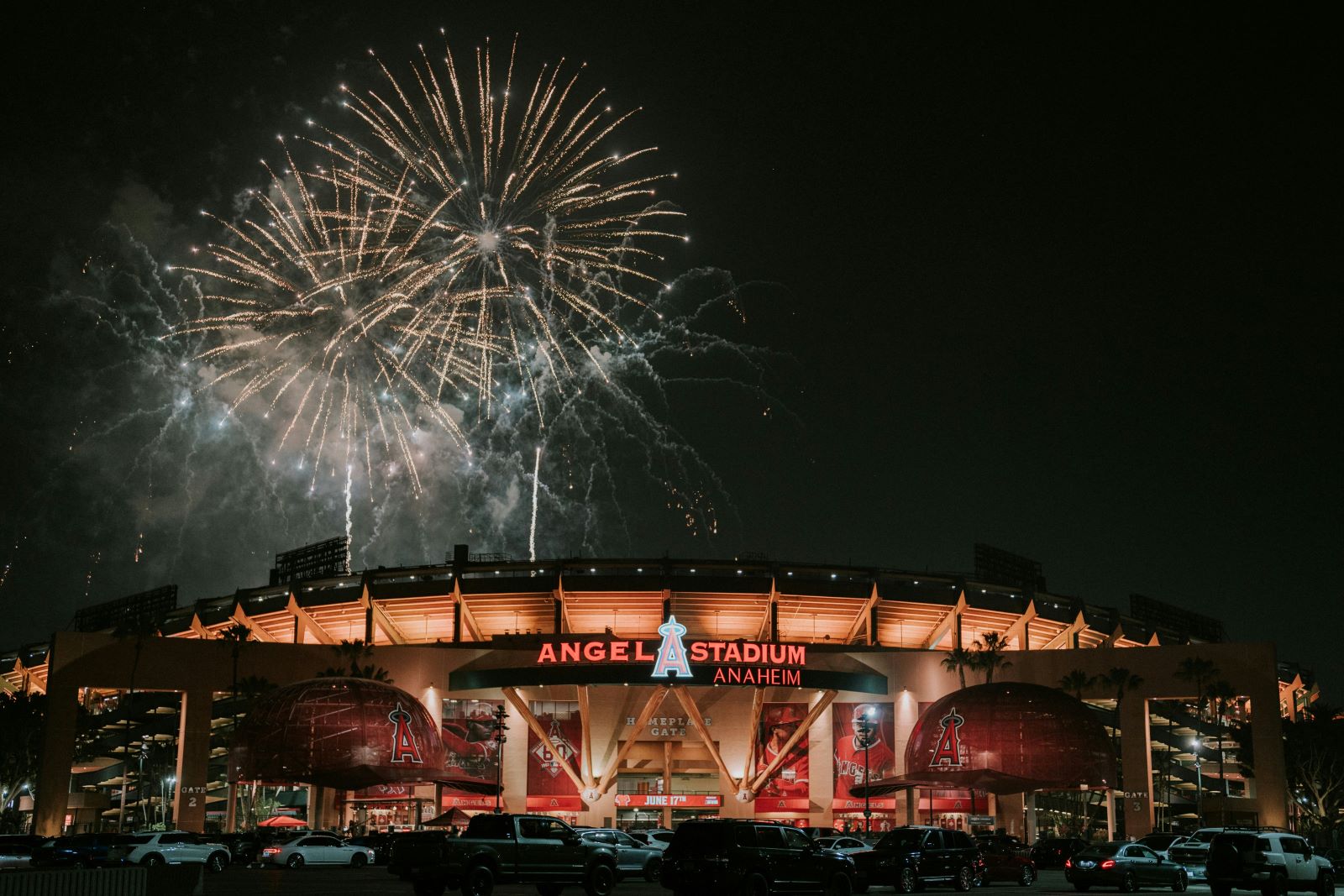 The Ultimate Guide to the Los Angeles Angel’s Stadium – Dale, Let's Travel!